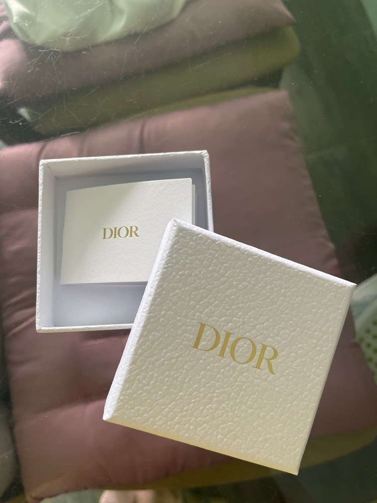 Dior earring box, Women's Fashion, Jewelry & Organisers, Accessory ...