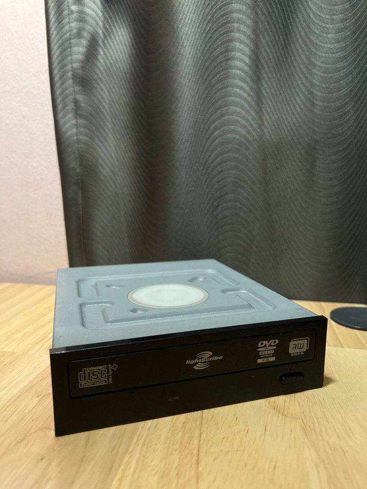DVD/CD Rewritable Drive DH-16A1L, Computers & Tech, Parts & Accessories ...