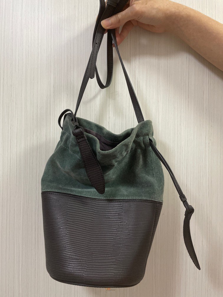 EVOLY&BLOOM Green Bucket Bag, Women's Fashion, Bags & Wallets, Cross ...