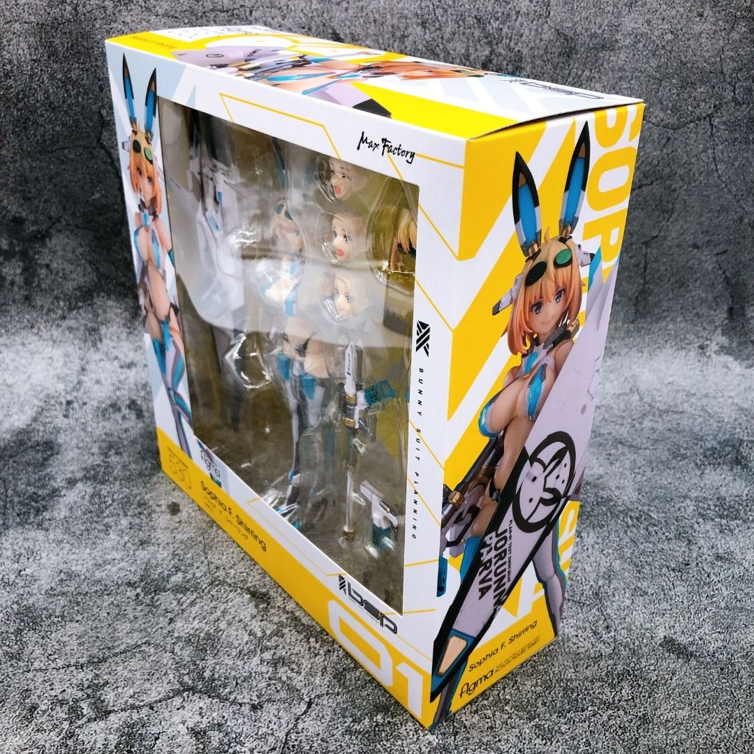 figma BUNNY SUIT PLANNING Sophia F. Shirring, Hobbies & Toys, Toys ...