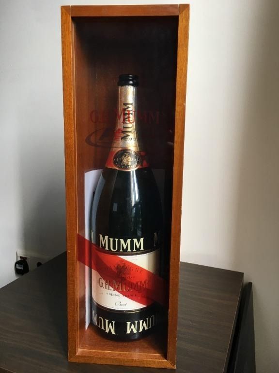 Formula 1 - Singapore GP 2010 - Autographed Champagne Bottle, Hobbies ...