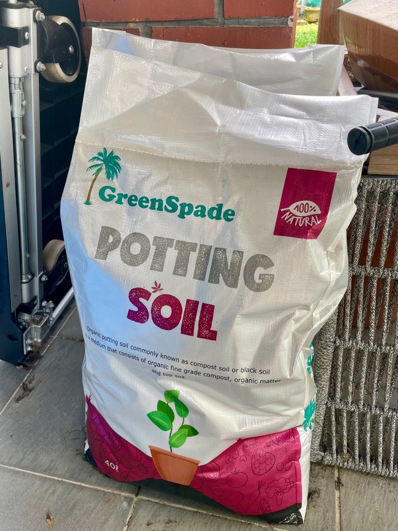 Green Spade Potting Soil, Furniture & Home Living, Gardening, Garden ...