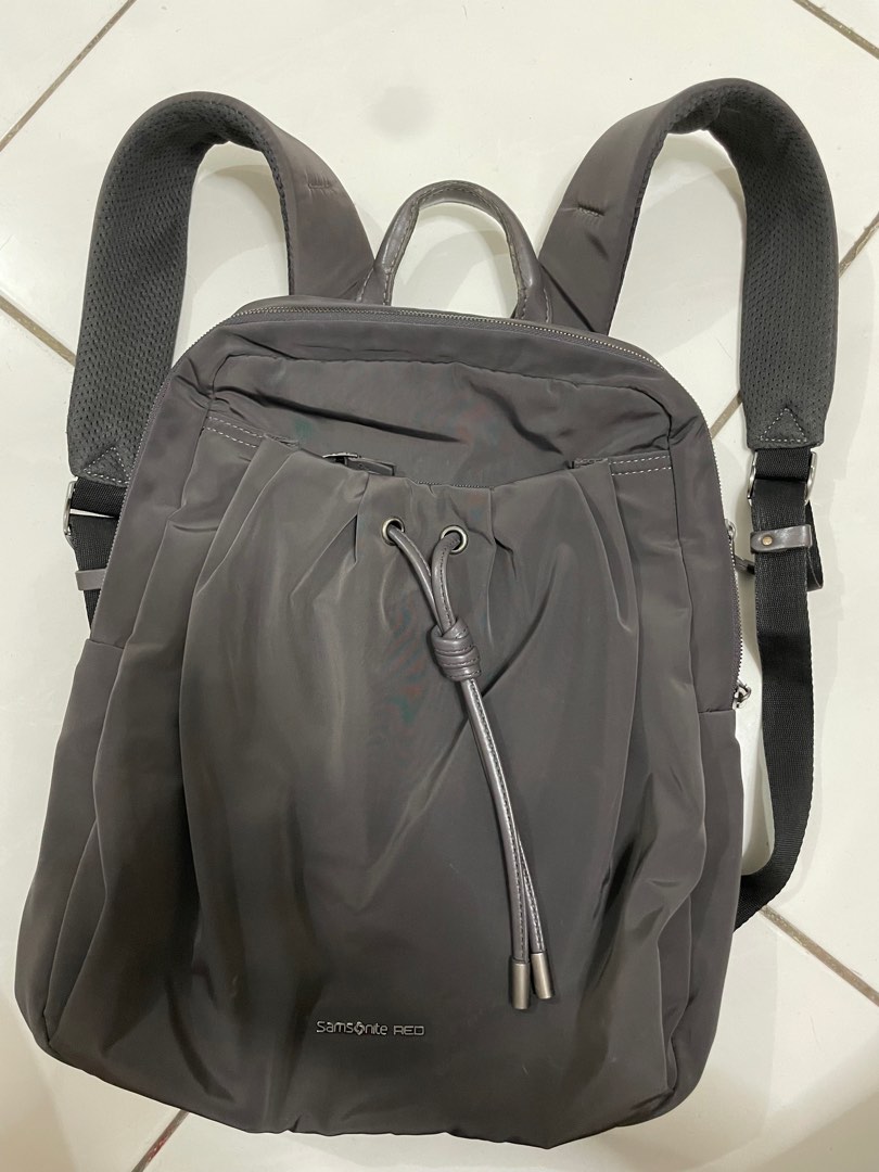 Samsonite grey backpack, Women's Fashion, Bags & Wallets, Backpacks on ...