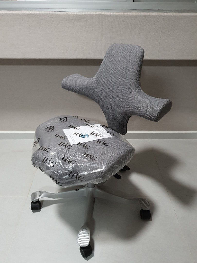 HAG Capisco 8106 - Ergonomic Office Chair by Flokk - Silver Metal ...