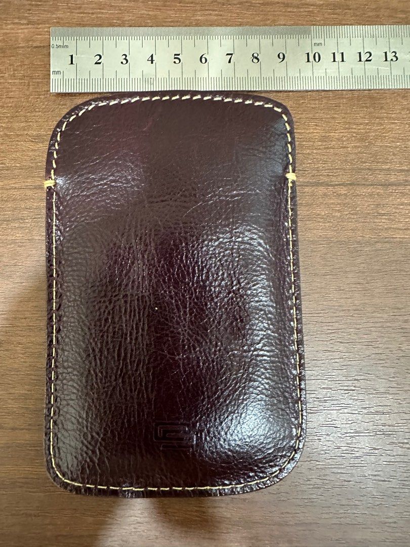 Handphone pouch, Luxury, Bags & Wallets on Carousell