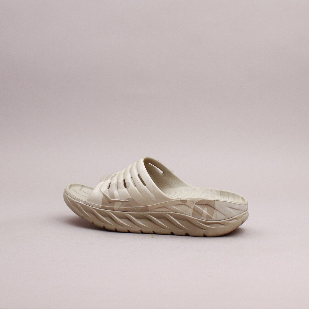 Hoka Ora Recovery Slide Slippers Sandals, Men's Fashion, Footwear ...