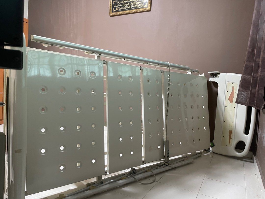 Hospital Bed, Furniture & Home Living, Furniture, Bed Frames & Mattresses on Carousell