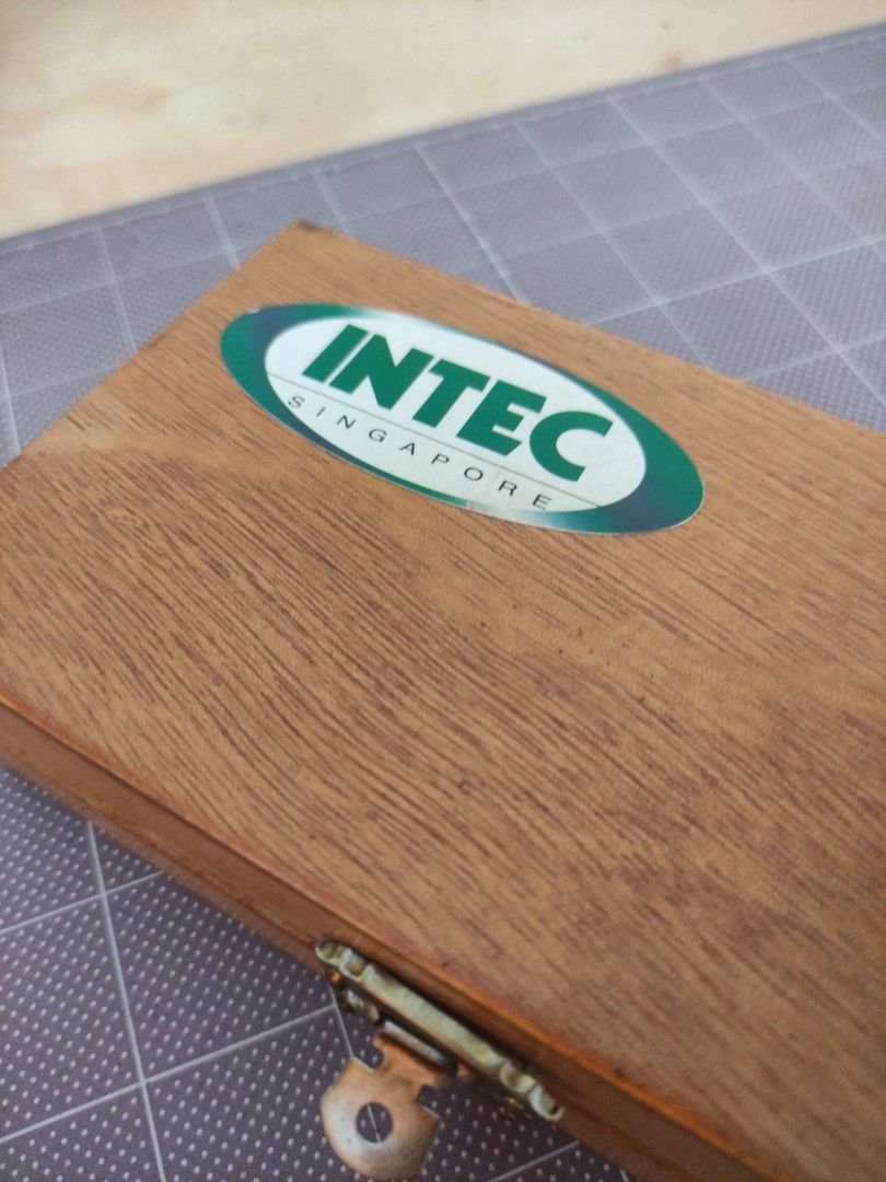 Intec dial indicator, Furniture & Home Living, Home Improvement ...