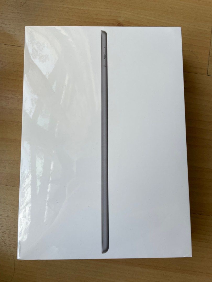 iPad 9th gen wifi 64GB (Brand new still in packaging), Mobile Phones ...