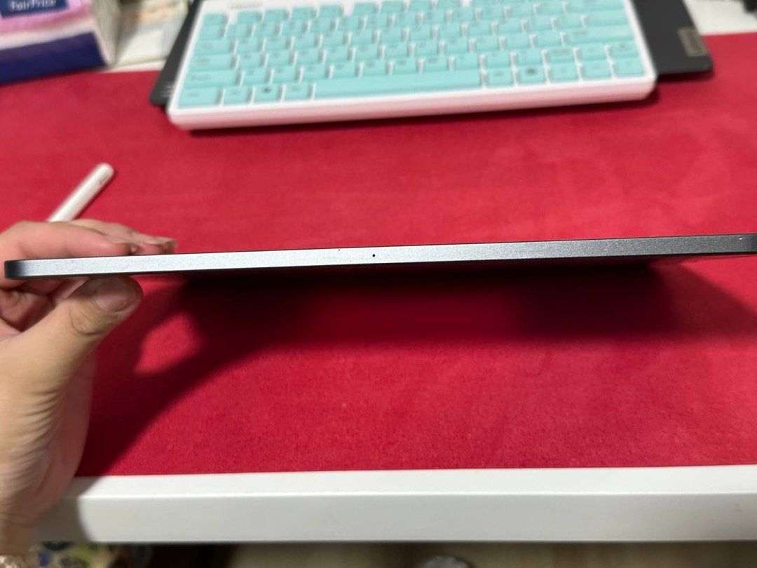 ipad pro 2018 & apple pencil gen 2, Mobile Phones & Gadgets, Tablets, iPad on Carousell