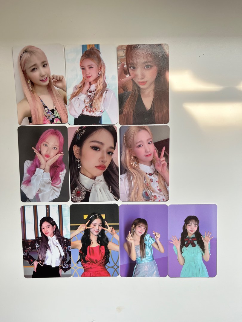 izone iz*one one reeler and bloomiz photocards, Hobbies & Toys, Memorabilia & Collectibles, K ...