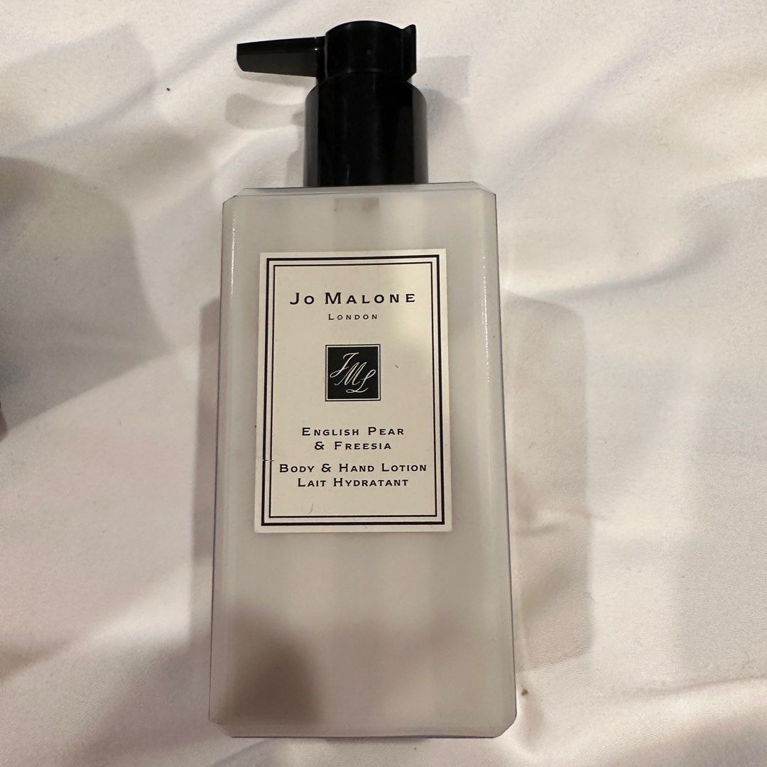 Jo Malone Original English Pear And Freesia Body And Hand Lotion 250ml 8