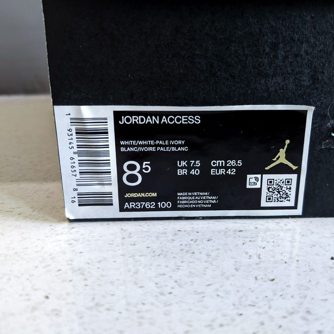 Jordan Access, Men's Fashion, Footwear, Sneakers on Carousell