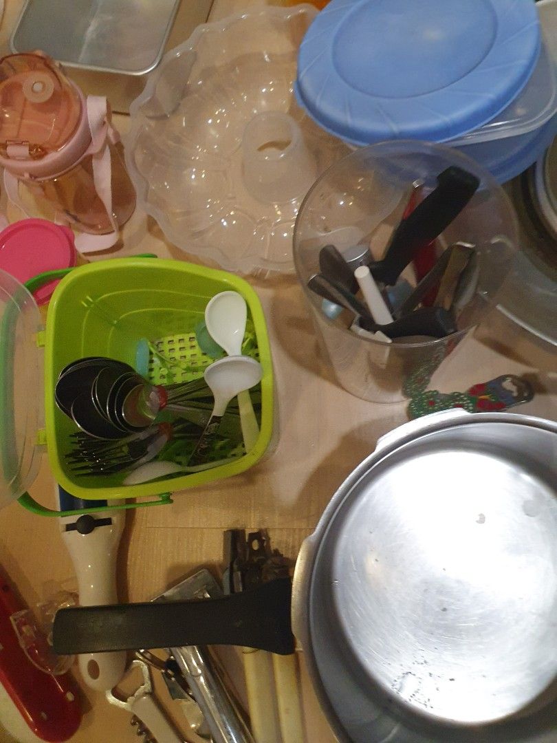 Jual barang bekas semua, Kitchen & Appliances di Carousell