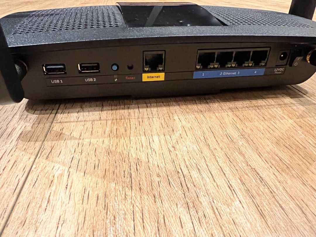 Linksys EA8100 Router, Computers & Tech, Parts & Accessories ...