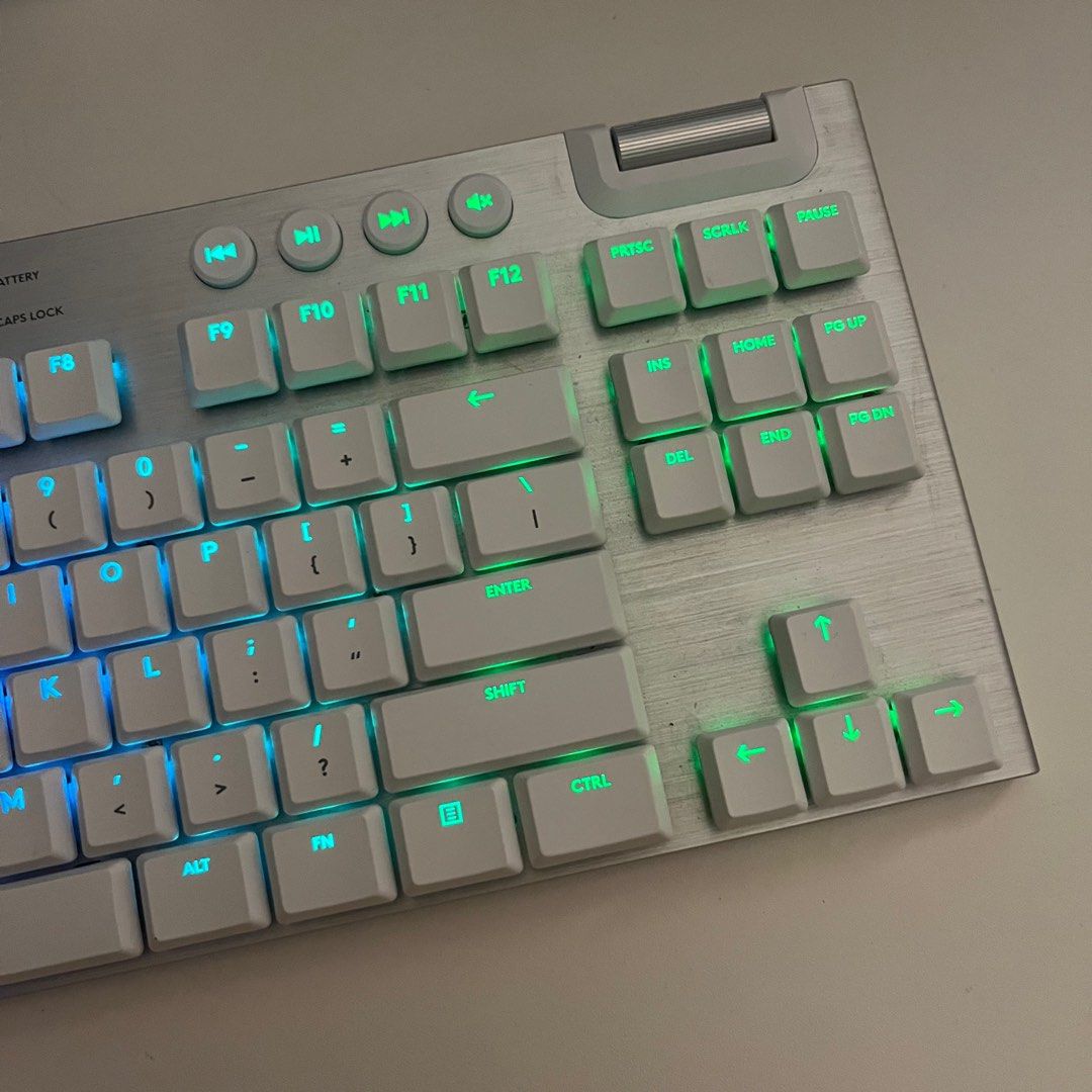 Logitech G913 TKL Wireless Low Profile Gaming Keyboard Tactile Switches ...