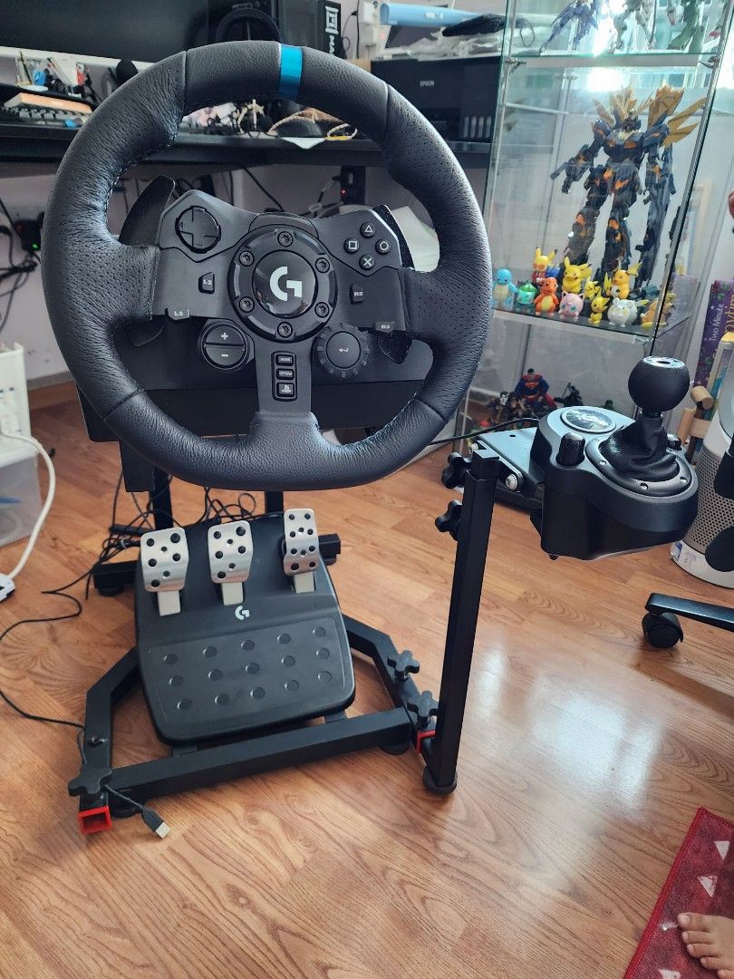 Logitech G923 with shifter and racing simulator wheel stand, Video ...