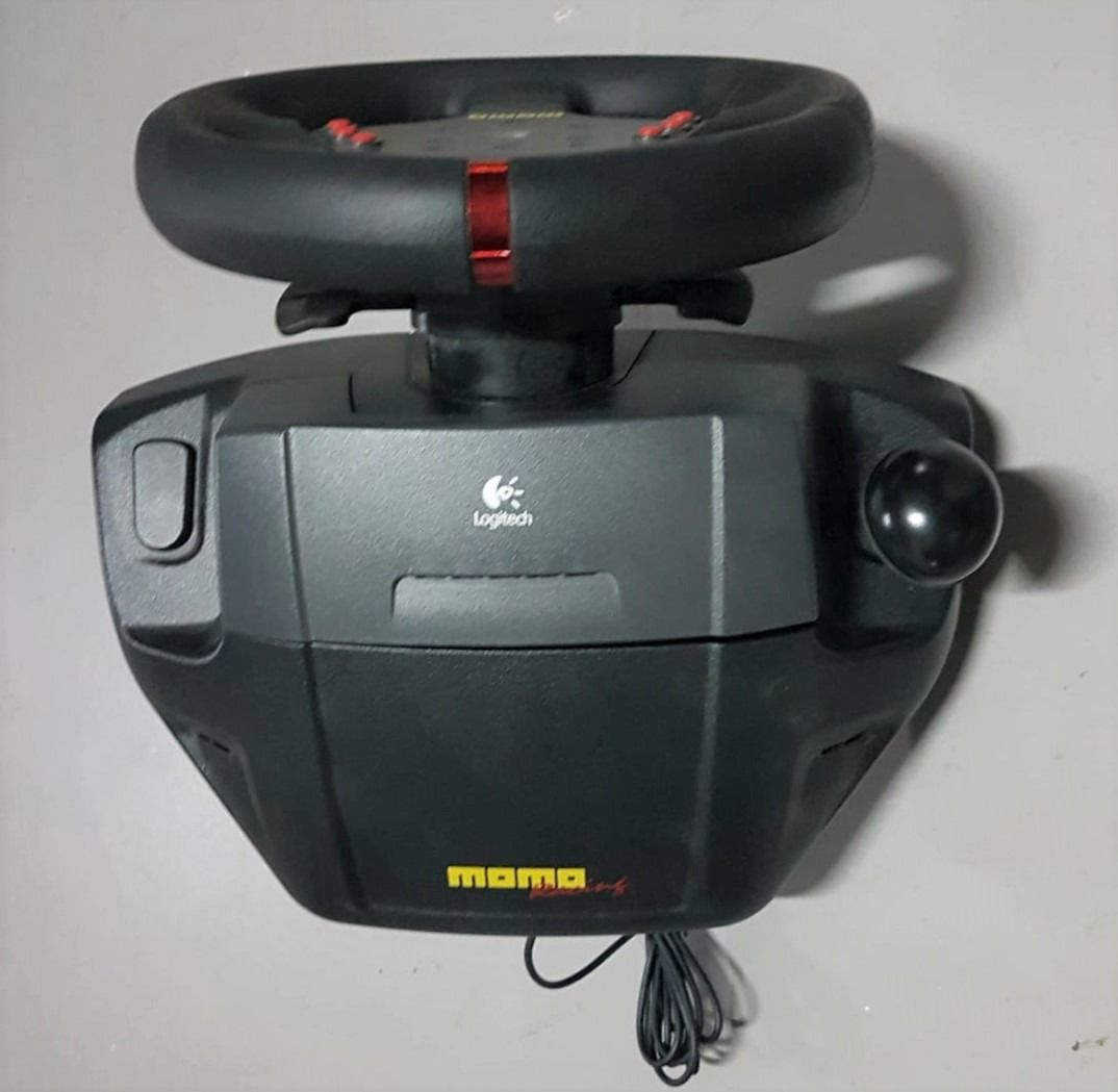 Logitech MOMO Racing Force Feedback Wheel, Automotive, Racing, PC ...