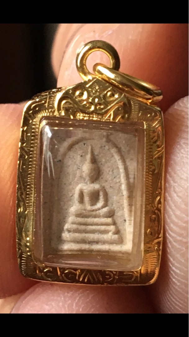 Lp Sakorn First Batch Somdej Be 2530 with 90% Real Gold Casing, Hobbies ...