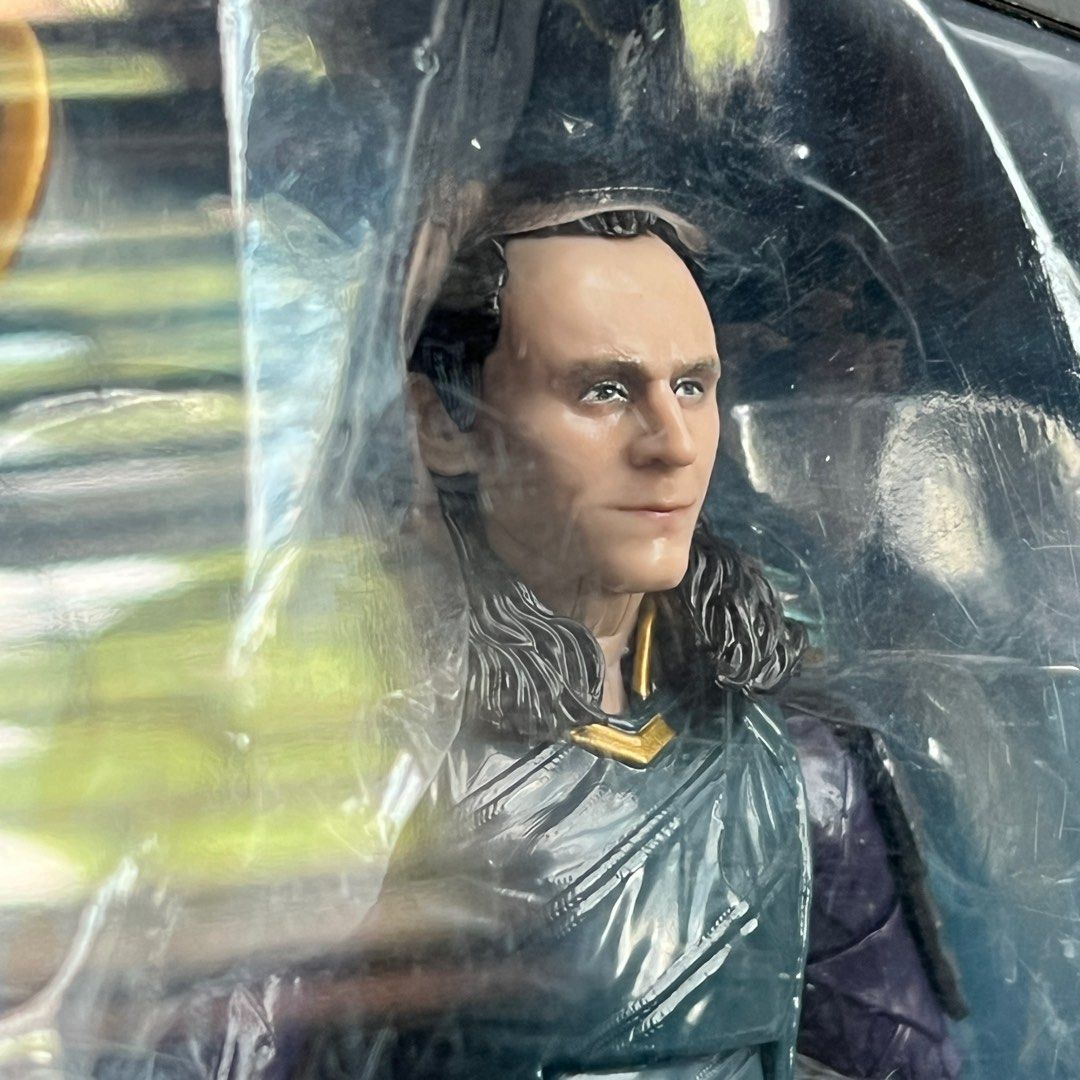 Marvel Legends Loki (Thor Ragnarok), Hobbies & Toys, Toys & Games on ...