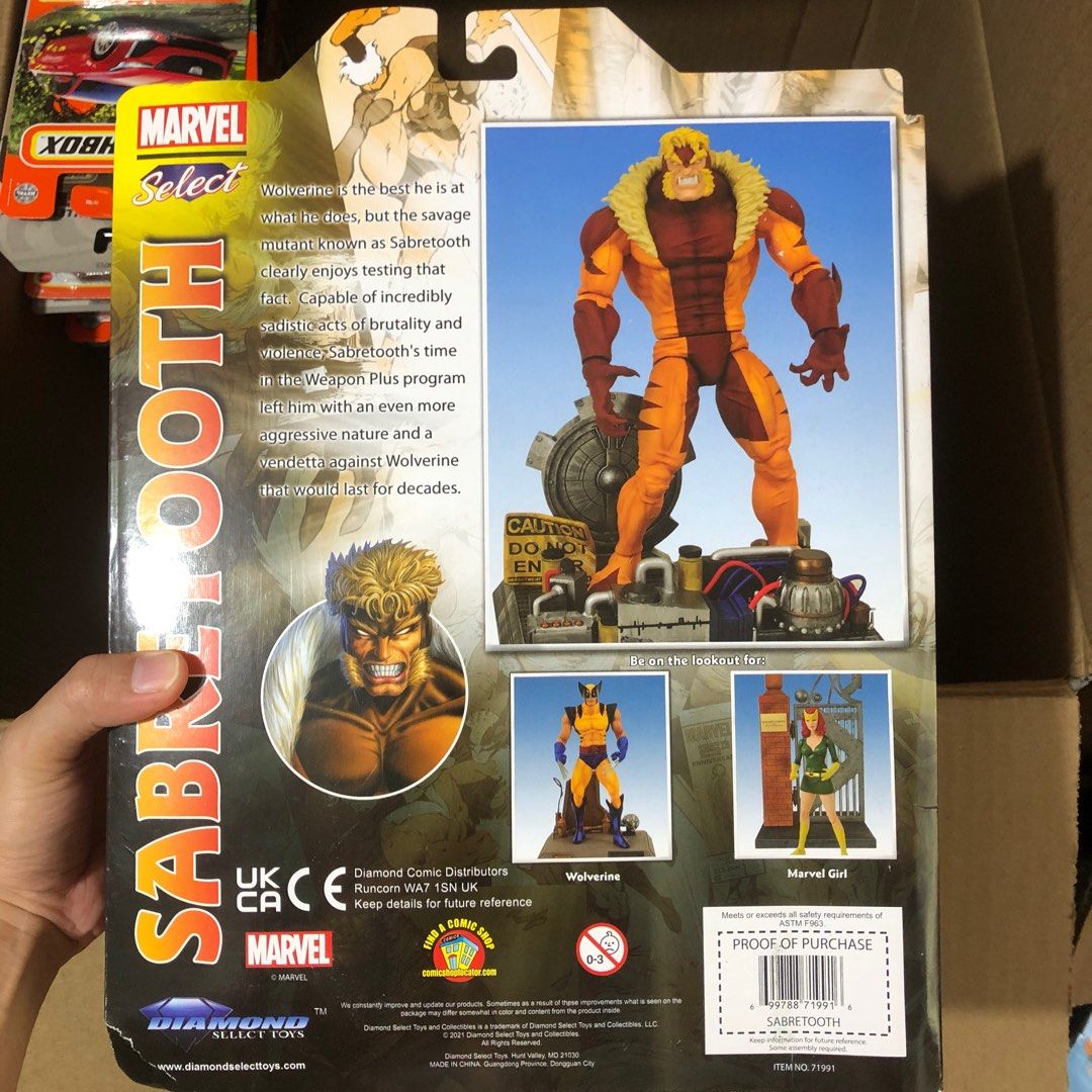 MARVEL SELECT SABERTOOTH on Carousell