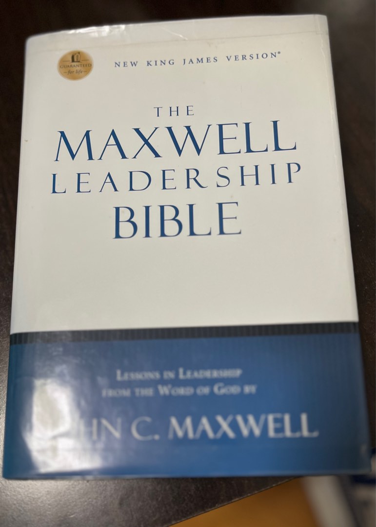 Maxwell Leadership Bible, Hobbies & Toys, Books & Magazines, Religion ...