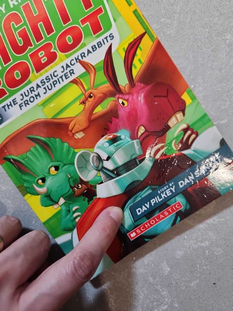 Mighty Robot collection ( 9 books), Hobbies & Toys, Books & Magazines ...