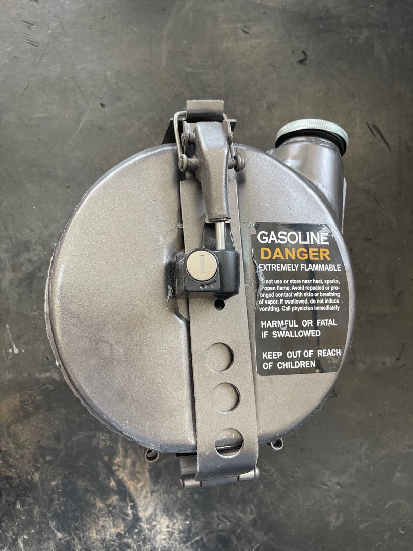 Motorcycle spare fuel tank, Motorcycles, Motorcycle Accessories on ...