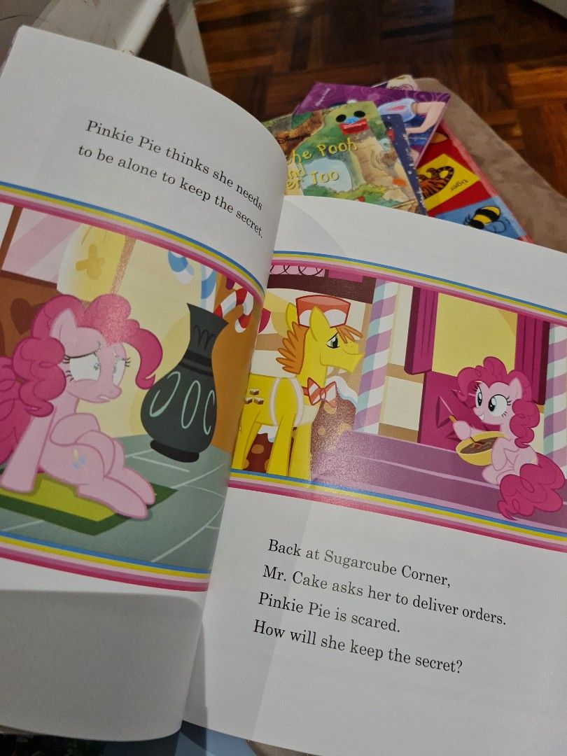My Little Pony Book - Pinkie Pie Keeps a Secret, Buku & Alat Tulis ...