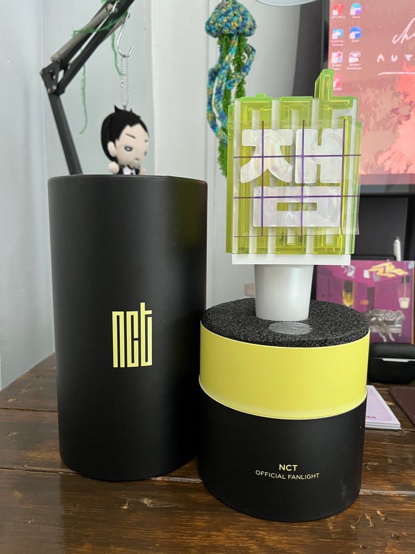 nct official lightstick, Hobbies & Toys, Memorabilia & Collectibles, K ...