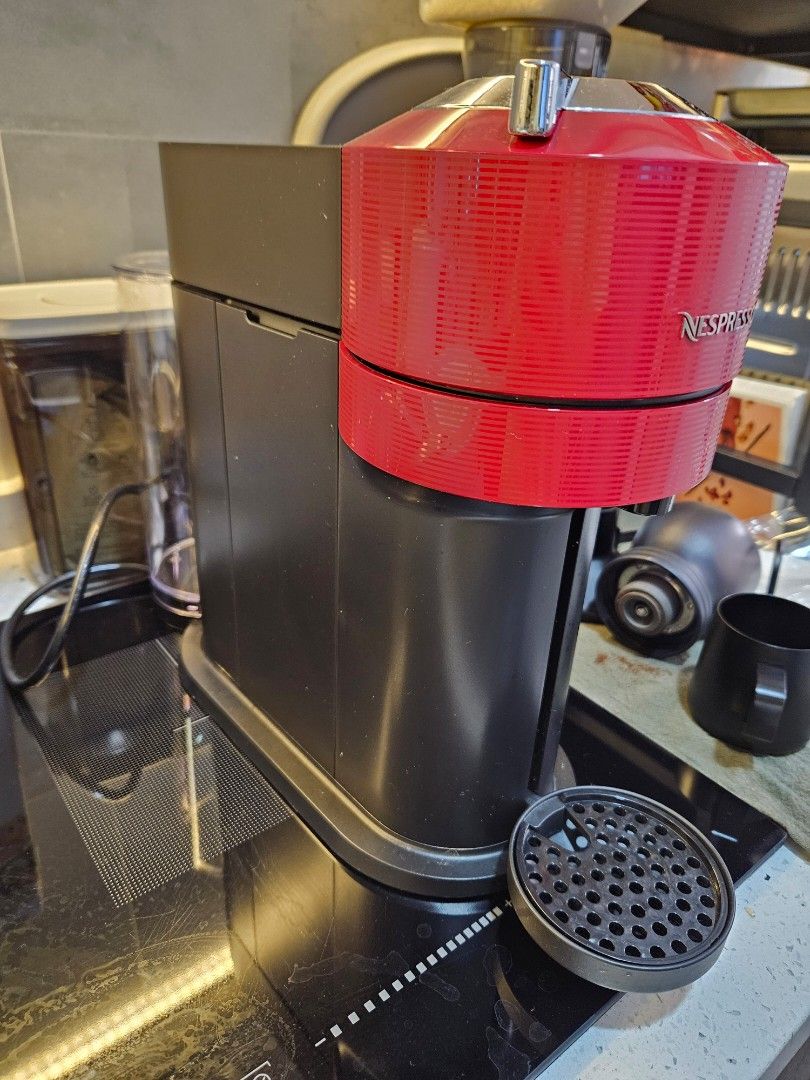 Nespresso Vertuo Red, TV & Home Appliances, Kitchen Appliances, Coffee ...