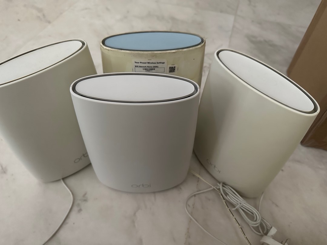 Netgear Orbi RBK 50 and 2 extenders - total 4, Computers & Tech, Parts ...