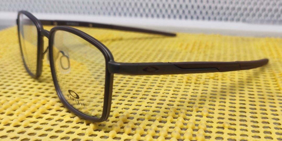 Oakley Spindle Prescription Frame, Men's Fashion, Watches & Accessories ...