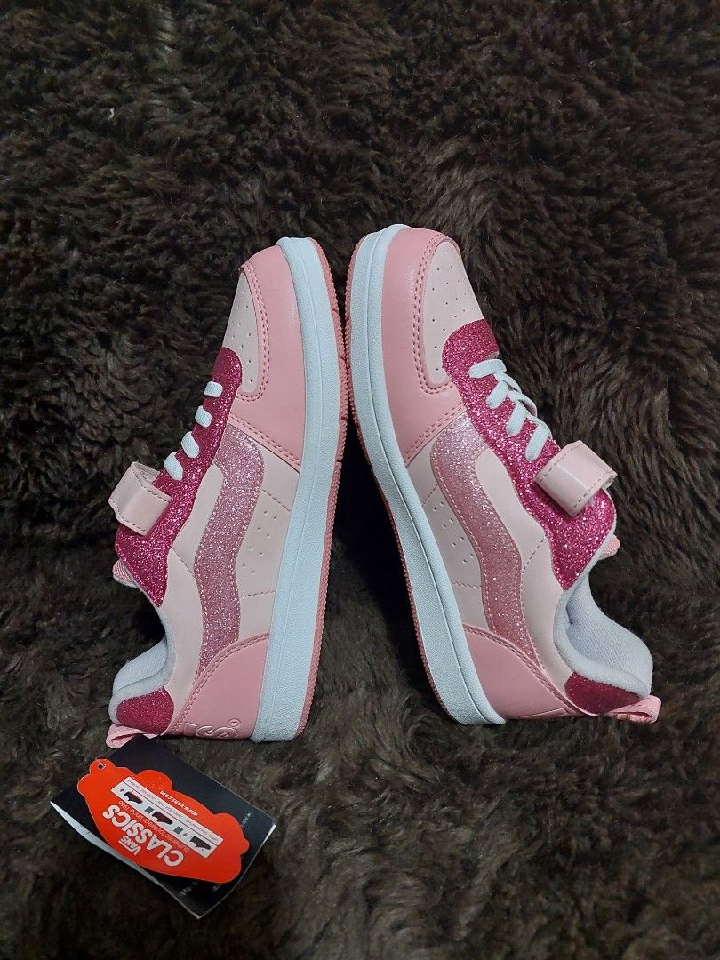 Original preloved vans for kids, Babies & Kids, Babies & Kids Fashion on Carousell