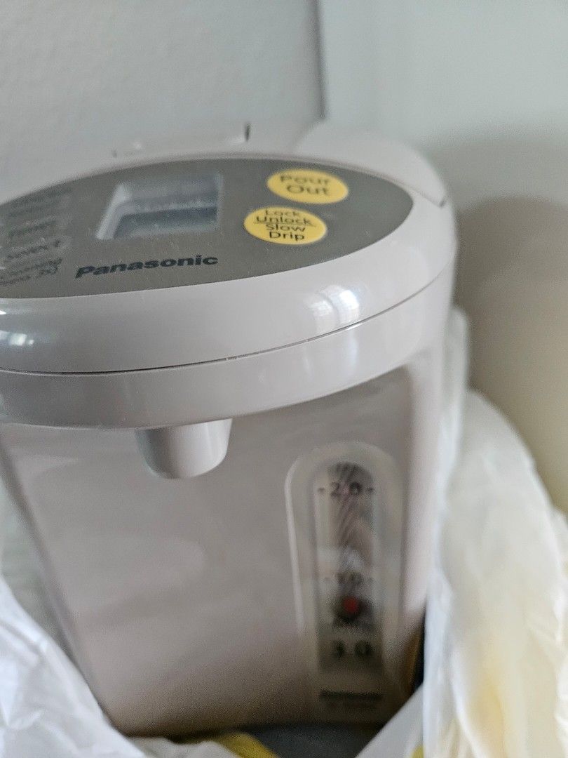 Panasonic Hot Pot, TV & Home Appliances, Other Home Appliances on Carousell