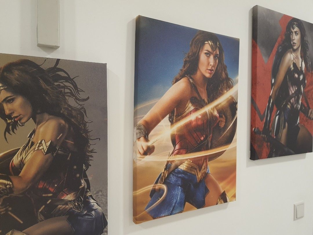 Picture Frame Gal Gadot Wonder Woman, Furniture & Home Living, Home ...