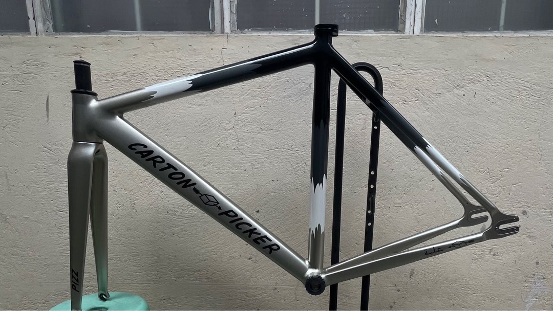 Pizz Carton Picker Frameset on Carousell