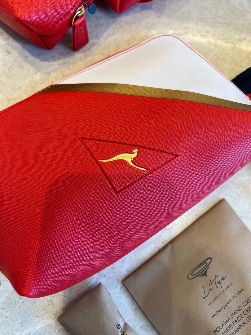 QANTAS Business Class Amenity Kit, Women's Fashion, Bags & Wallets ...