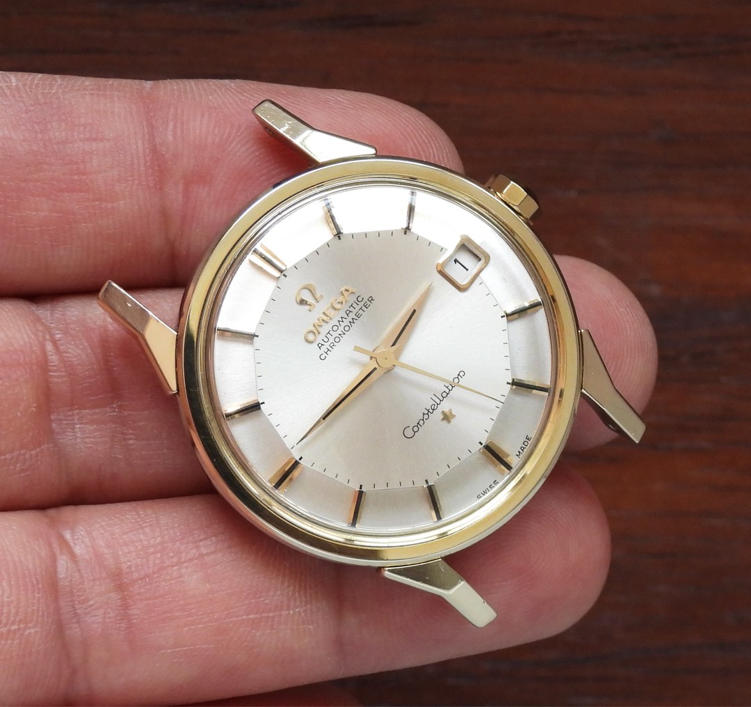 Rare Omega Constellation Pie Pan Dial Two-Tone Gold Cap - Ref. 168.005 Dog-Legged Lugs - Cal ...