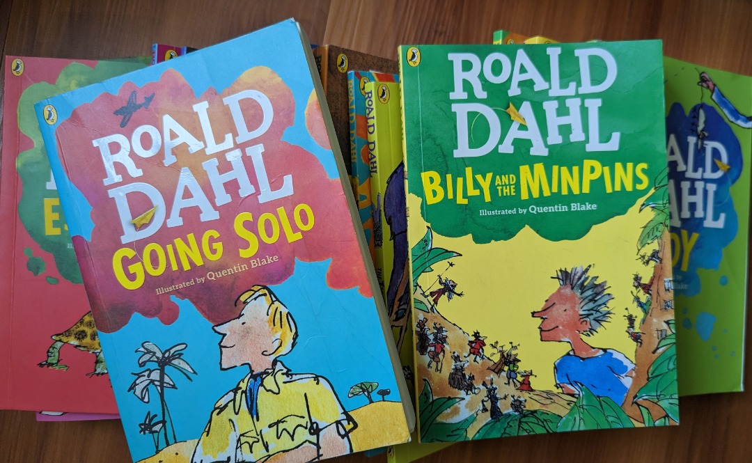 Roald Dahl book set (16 books), Hobbies & Toys, Books & Magazines ...