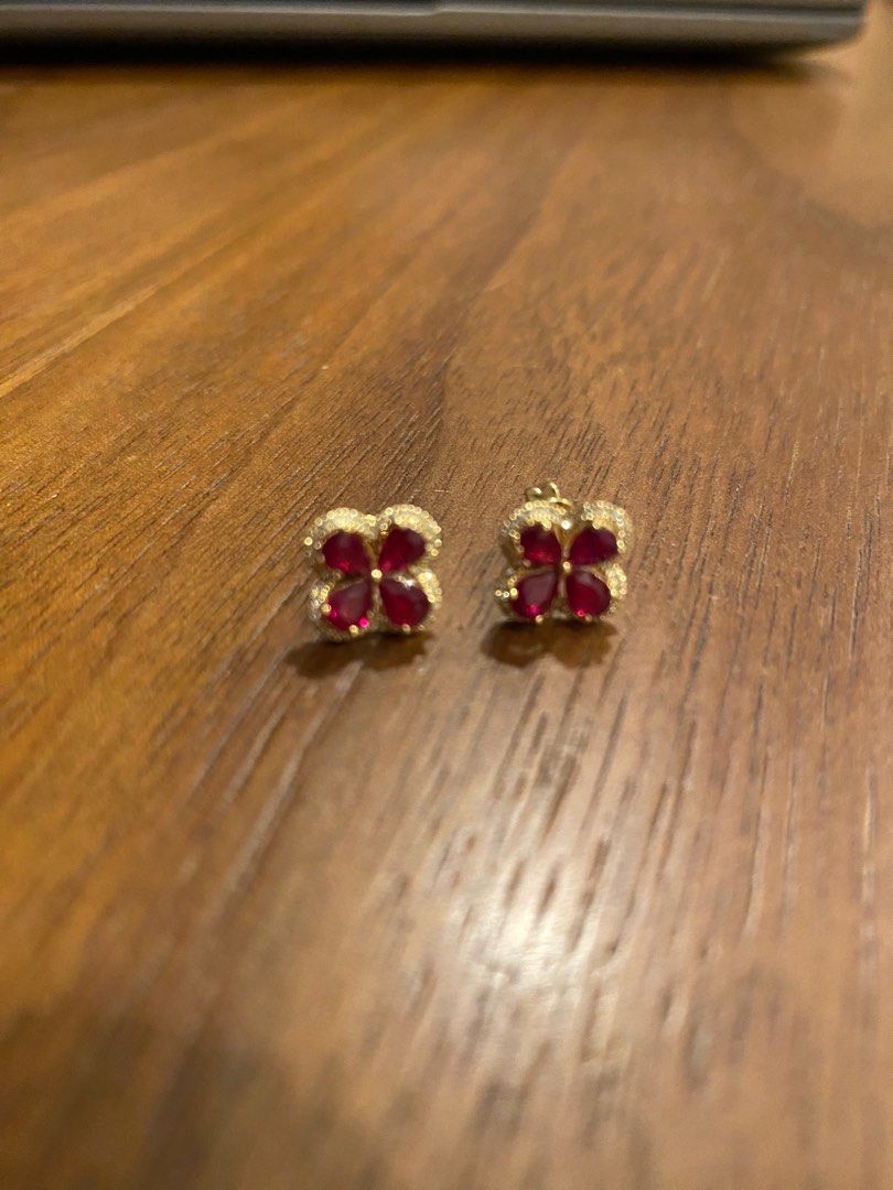 Ruby clover studs in 18k yellow gold, Women's Fashion, Jewelry ...