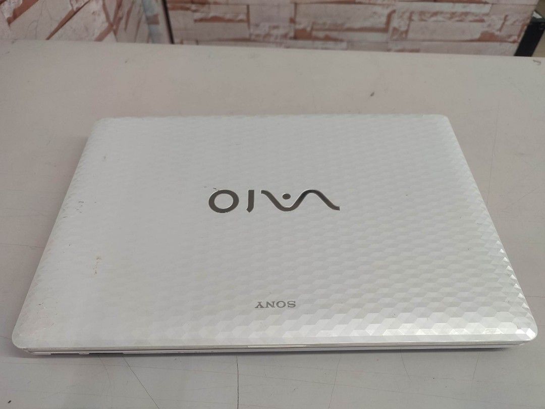 Sony Vaio White Laptop w/ CAMERA, Computers & Tech, Laptops & Notebooks ...