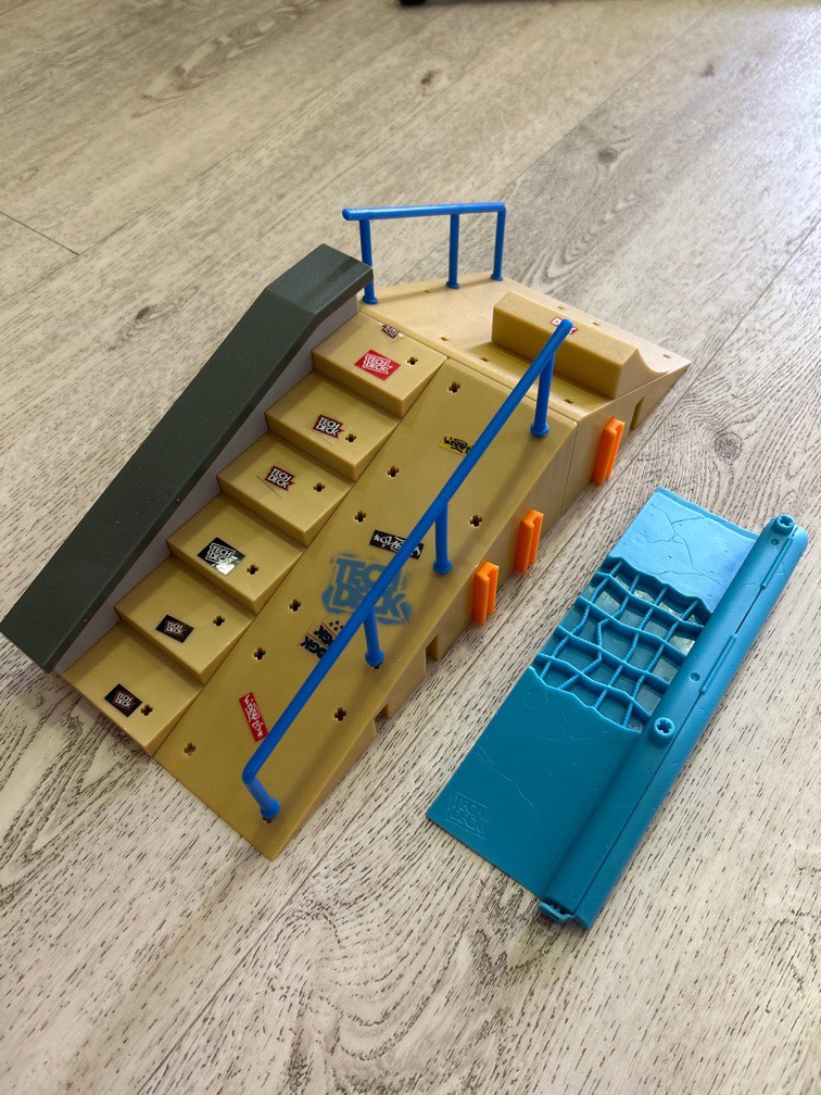 Techdeck Park, Hobbies & Toys, Toys & Games on Carousell