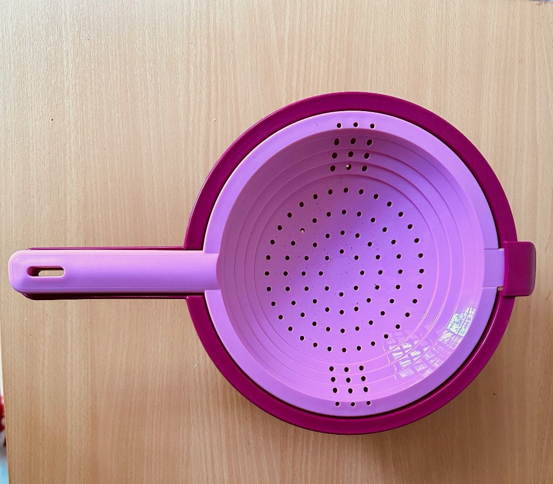 Tupperware Double Colander, Furniture & Home Living, Kitchenware ...