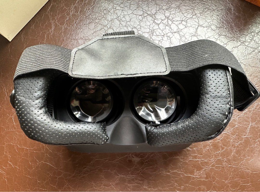 VR Headset, Video Gaming, Gaming Accessories, Virtual Reality on Carousell