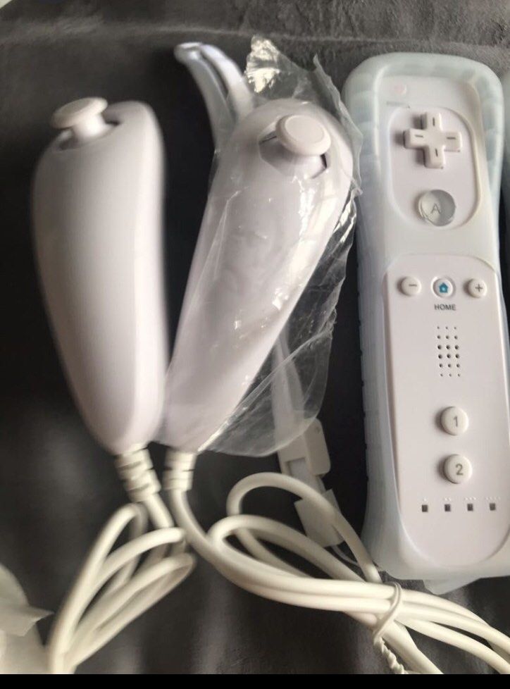 Wii controller 2sets, Video Gaming, Gaming Accessories, Controllers on ...