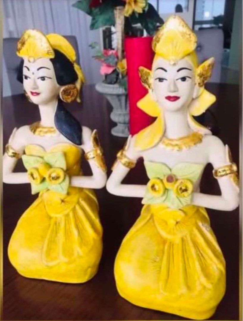 2 x Traditional Bali Antique Suparta carves set, Hobbies & Toys ...