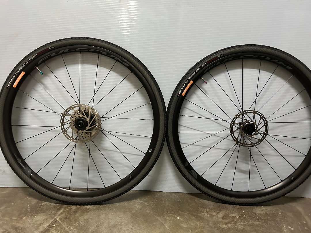 700c Fulcrum Racing 600 DB Wheelset, Sports Equipment, Bicycles & Parts ...