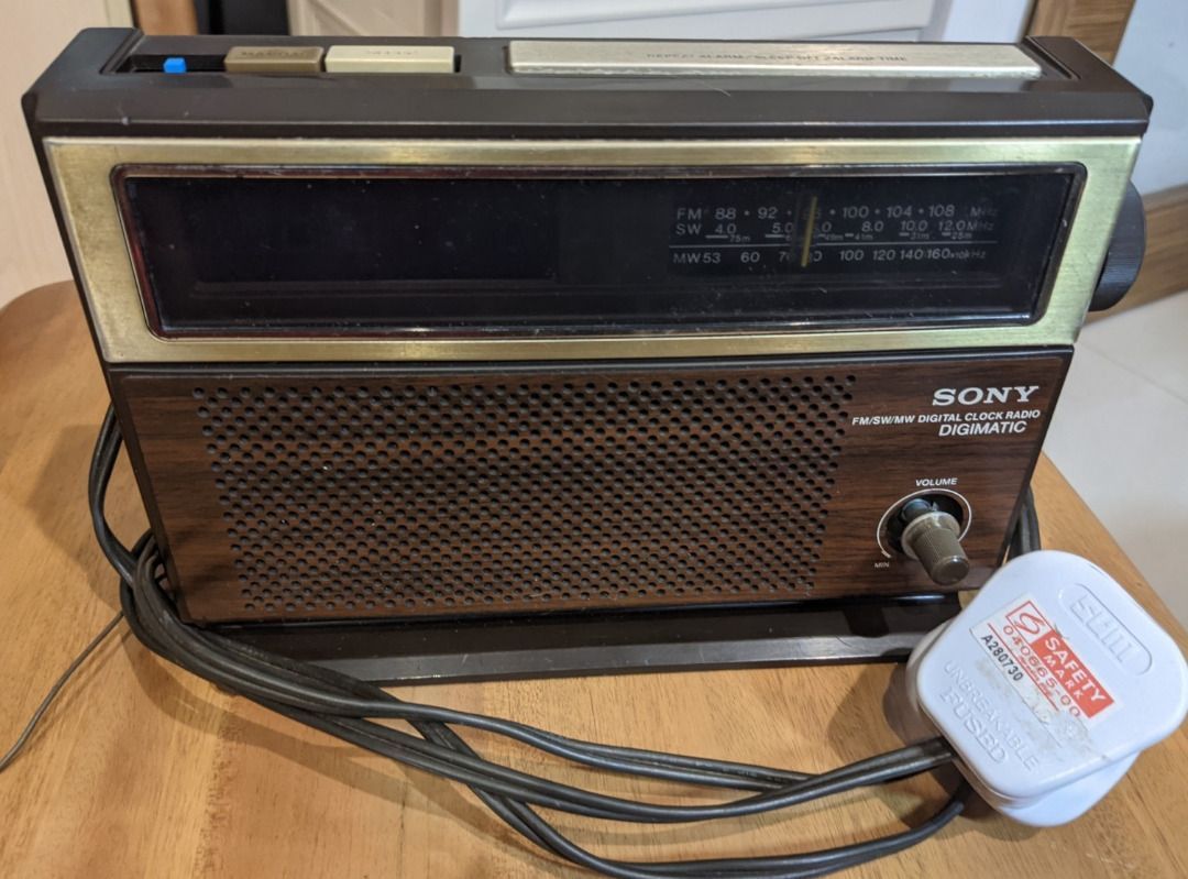 AC-Powered Sony Digi Matic Digi-matic Digimatic SW/AM/FM Radio with ...