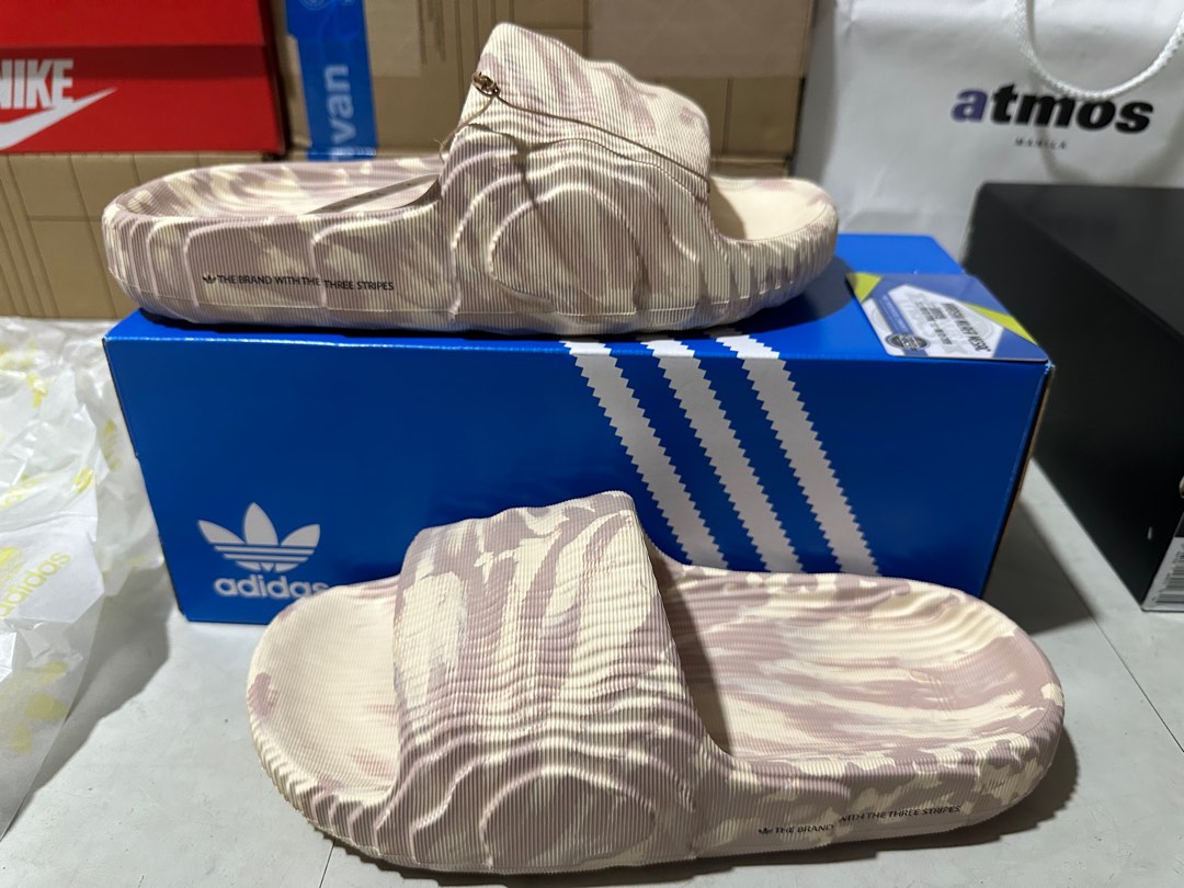 Adidas Adilette 22 Slides Sand Strata - BELOW SRP!, Men's Fashion ...